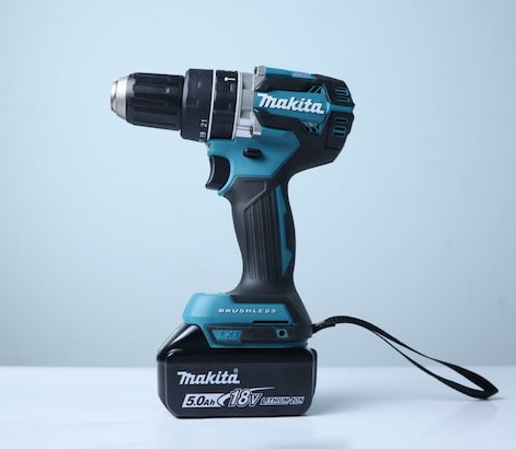 Có Nên Mua Makita DHP484RTE? Trải Nghiệm Thực Tế Chi Tiết
